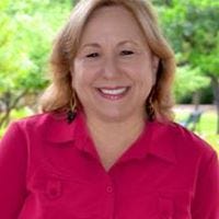 Vicki Hollon – Medium