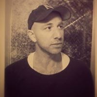 Daniel Pepper – Medium