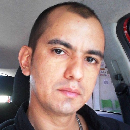 Yerich Salles – Medium