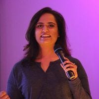 Nida Nasir – Medium