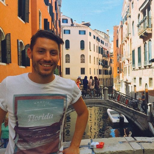 Alessio Valentini – Medium