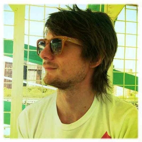 Ian Van Ness – Medium