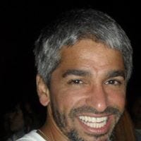 Rodrigo Macedo – Medium
