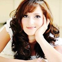 Judith Aloidía – Medium