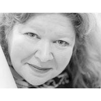 Lucile Hyon Le Gourrierec Medium