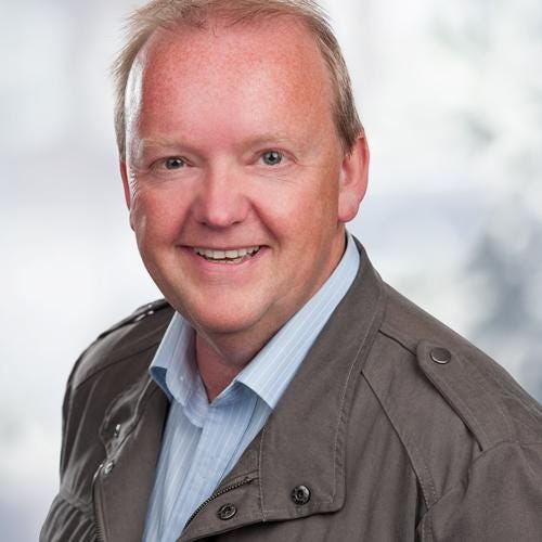 Kevin Stokes – Medium