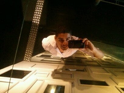 Alejandro Uribe – Medium