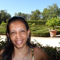 Kelly Cruz – Medium