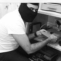 Shany Golan – Medium