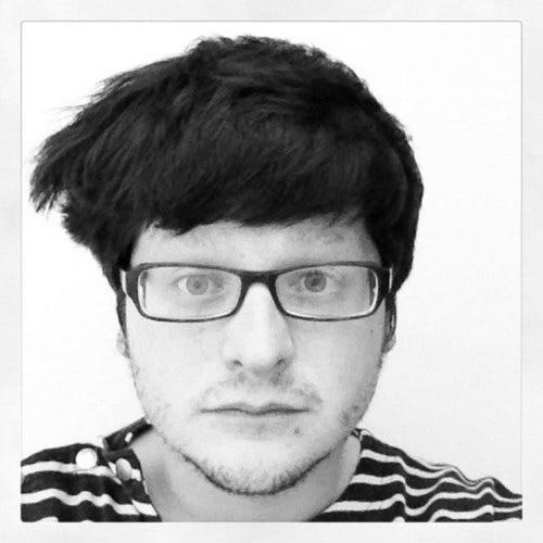 Nick Holroyd-Doveton – Medium