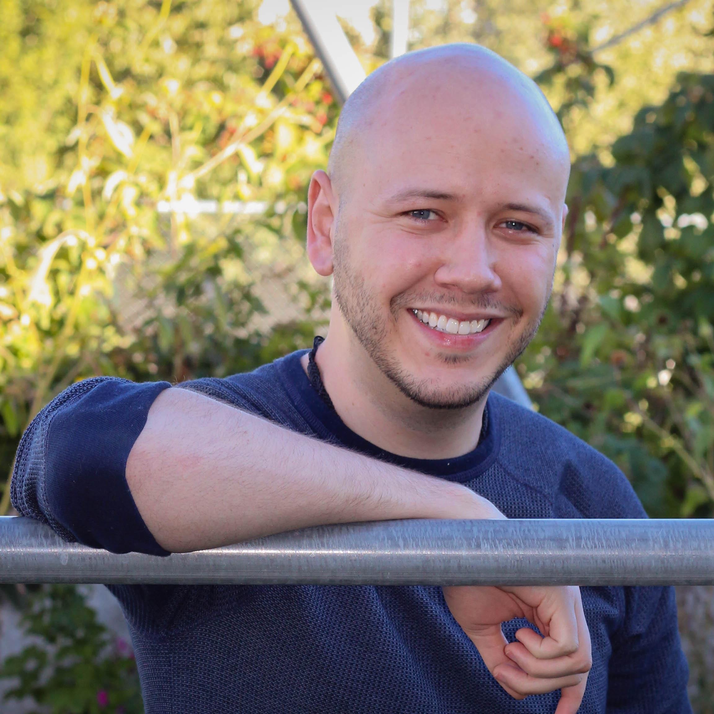 Dustin Tigner – Medium