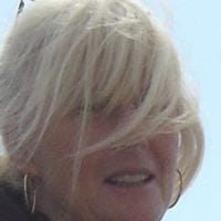 Eve Cherry – Medium