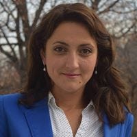 Tyna Nacu – Medium