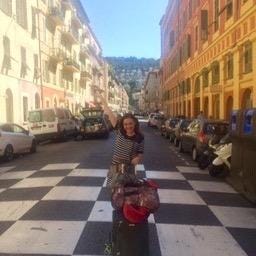 Dara Adams – Medium