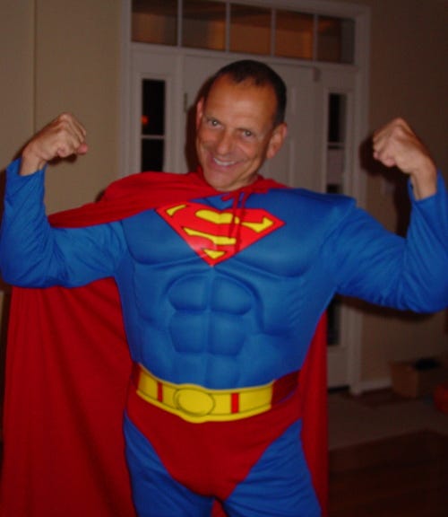 Tom Proietti – Medium