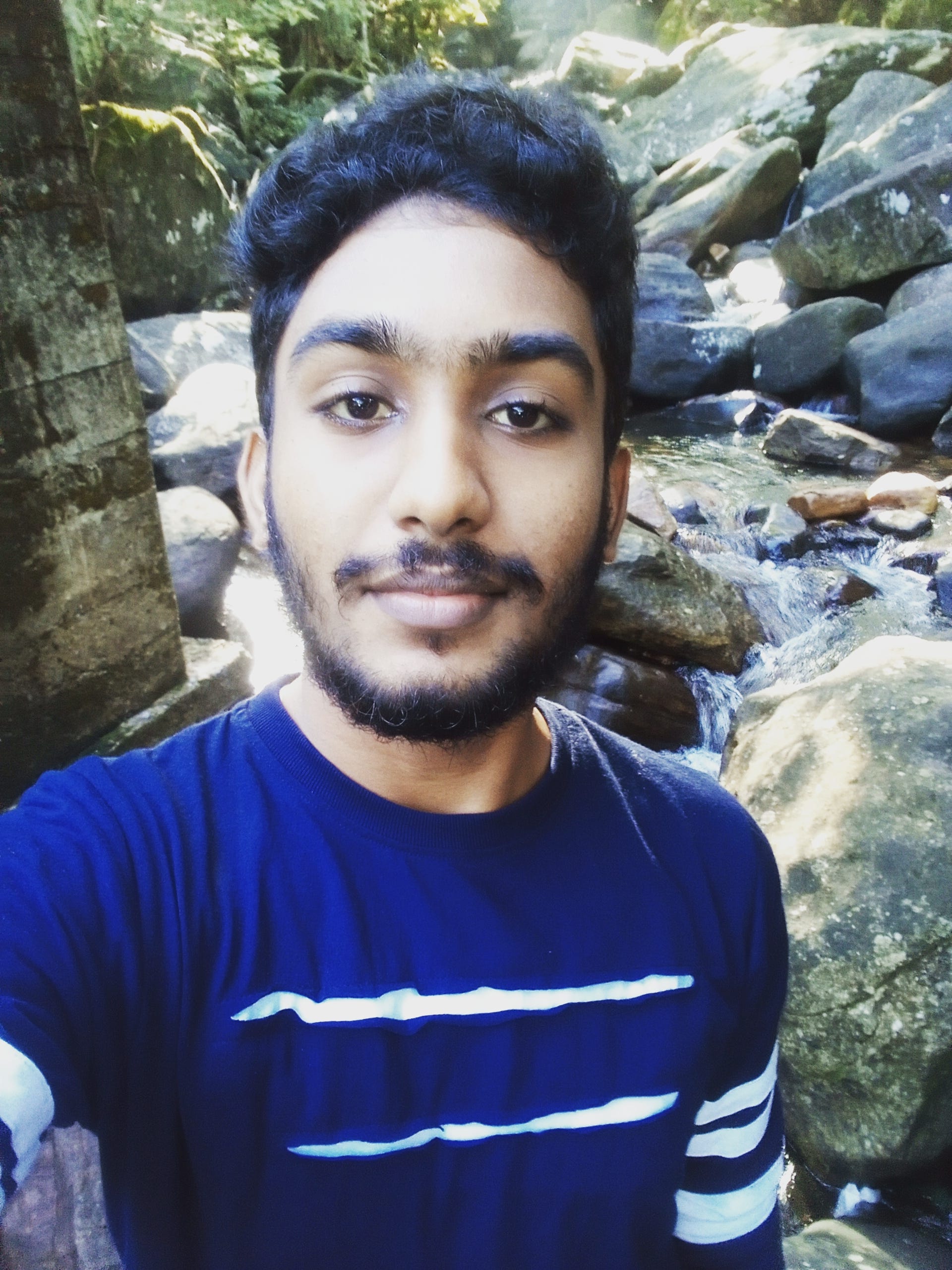 Hasitha Lakshan Medium