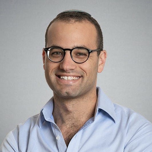 Yitzy Hammer – Medium