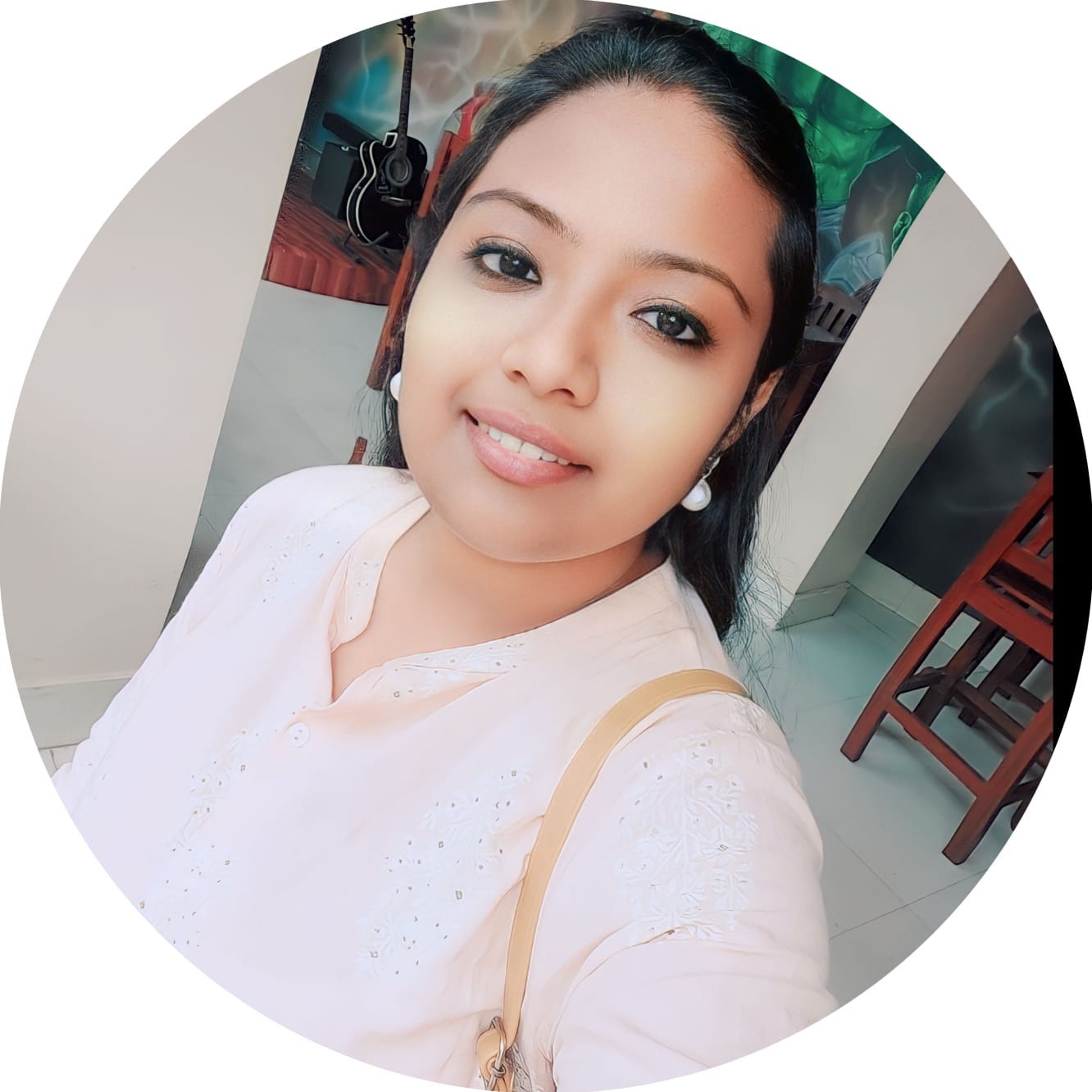 Sucheta Das – Medium