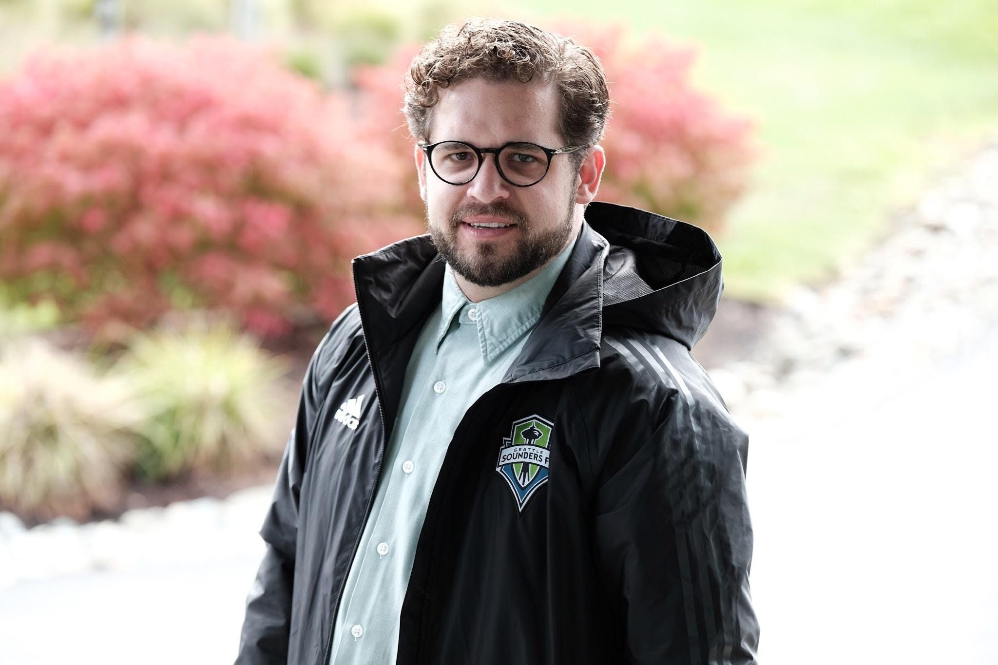 Andrew Gath – Medium