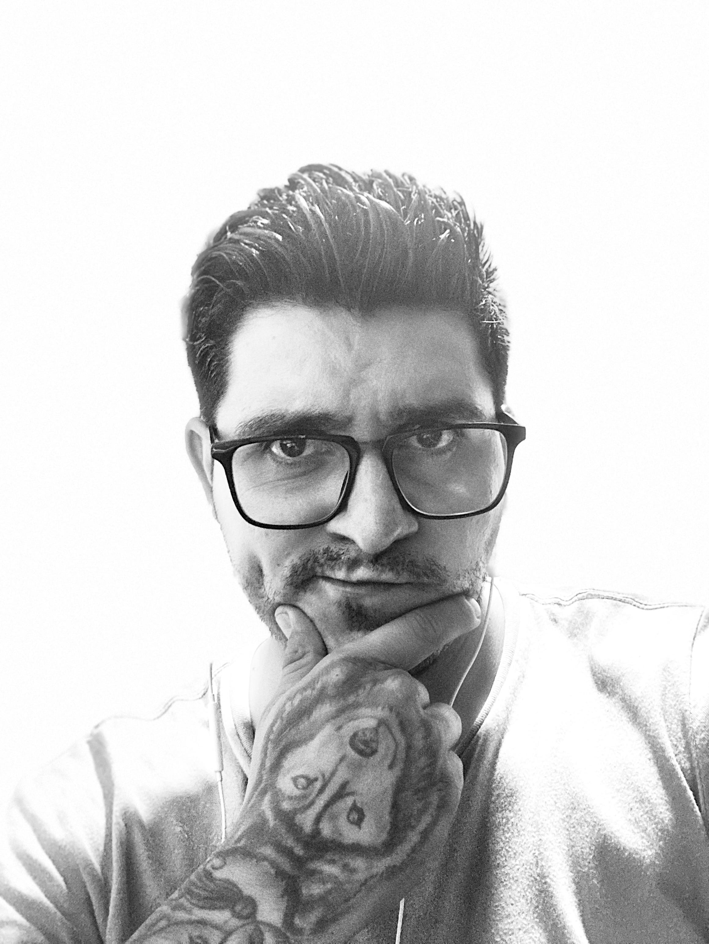 Juan Gómez – Medium