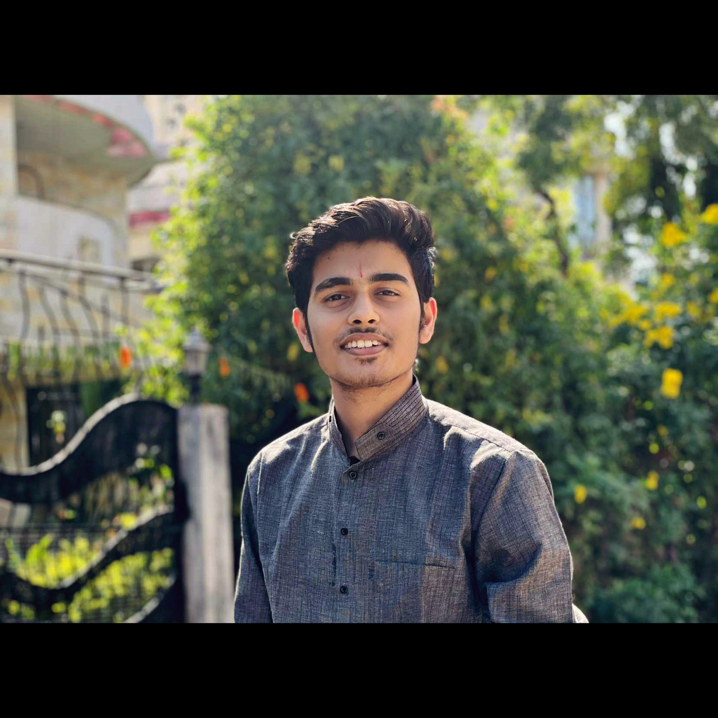 Om Maheshwari – Medium