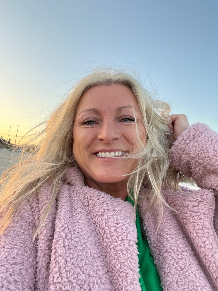 Maxine Aitkenhead – Medium