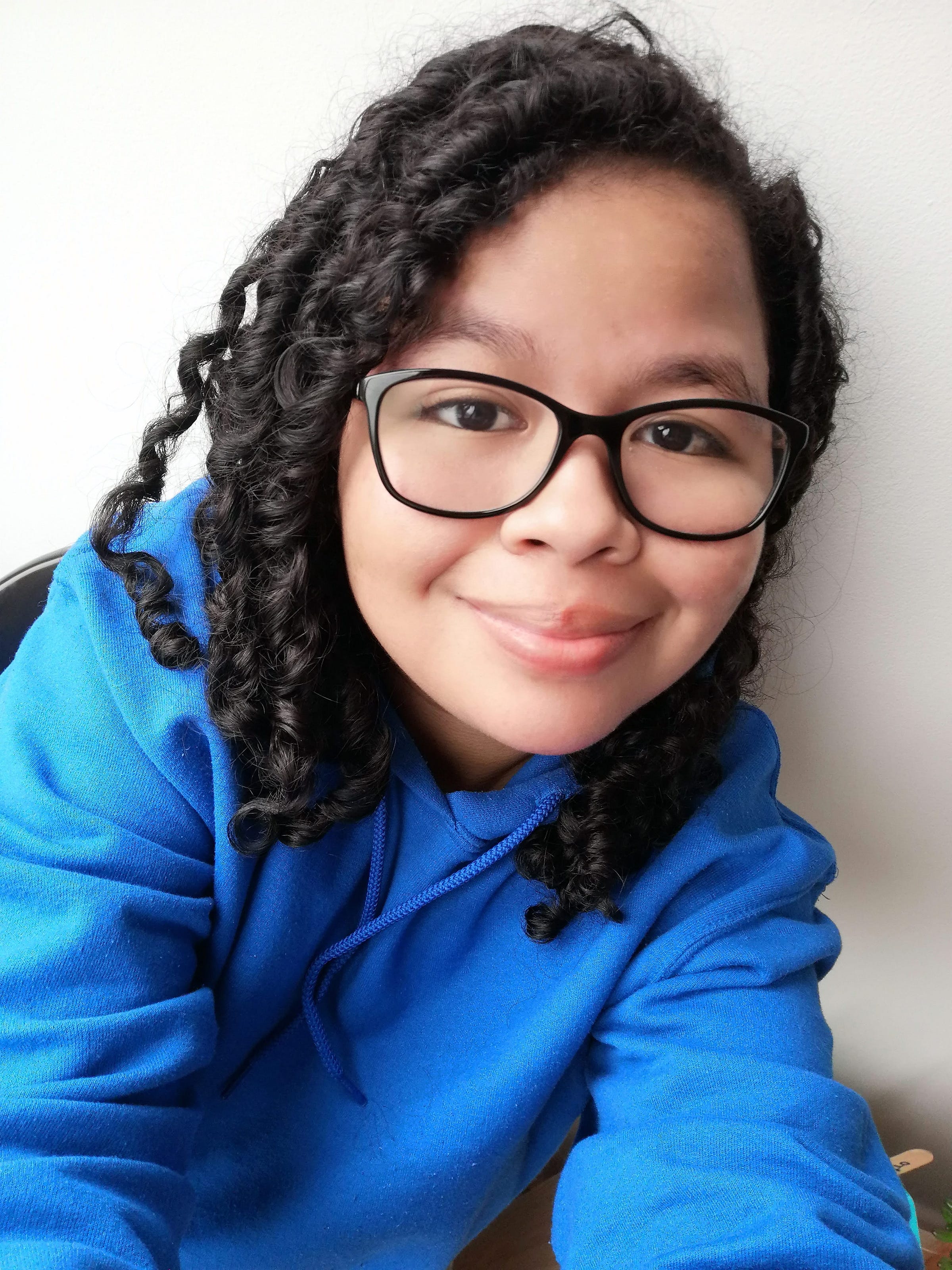 Ana Elles – Medium
