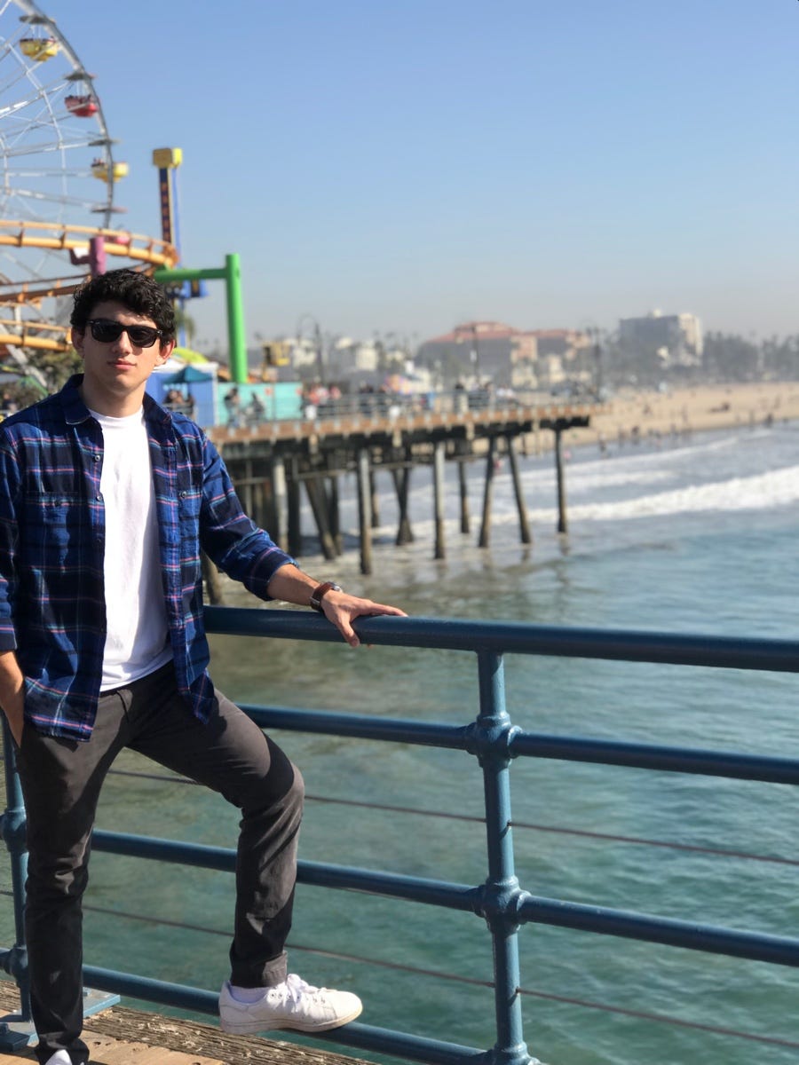 Melvin Salvador – Medium