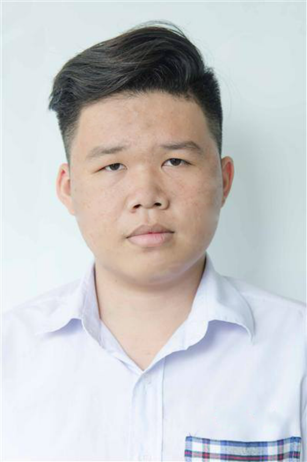GIANG HUNG TIEN – Medium