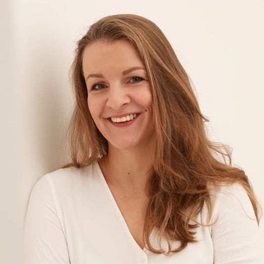 Stephanie Weber – Medium