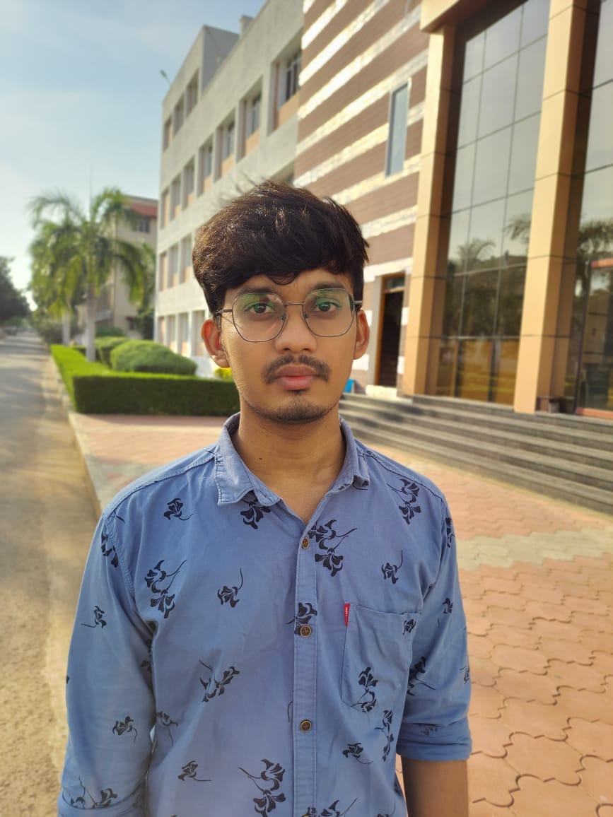 Hariharan V – Medium