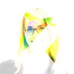 Vanessa Pyne – Medium