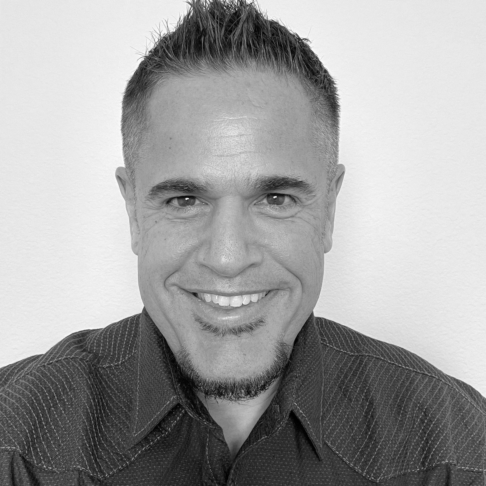 Jeff Hatton – Medium