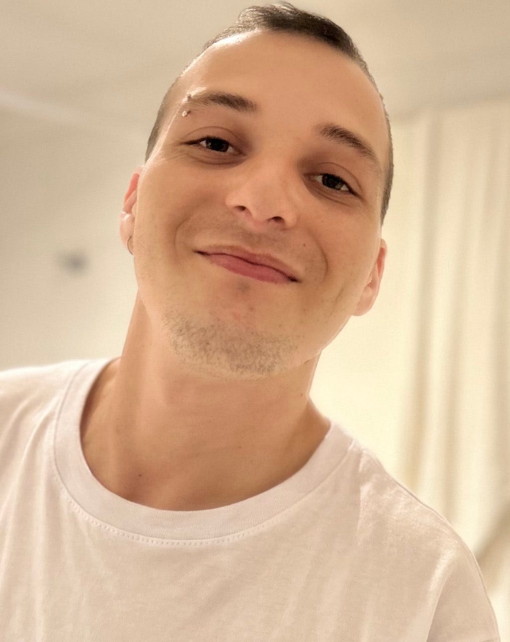 Joaquin Espinoza – Medium