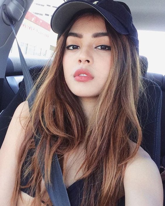 thalia wolff laila – Medium