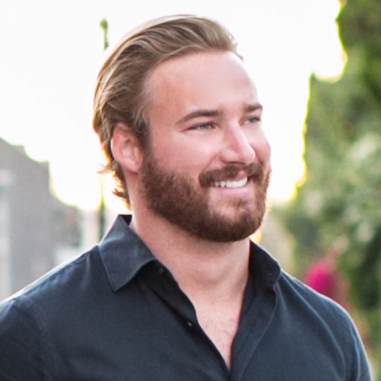 Chris Vaughn – Medium