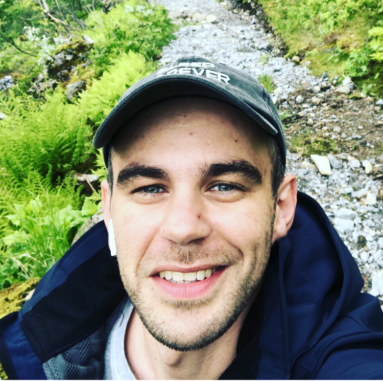 Ivan Gridin – Medium