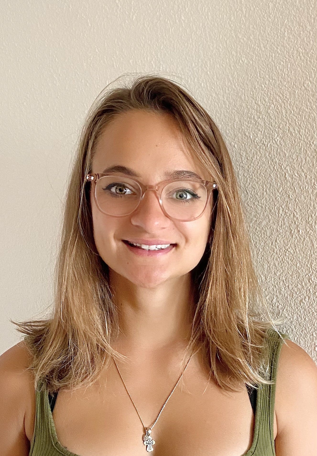 Vica Germanova – Medium