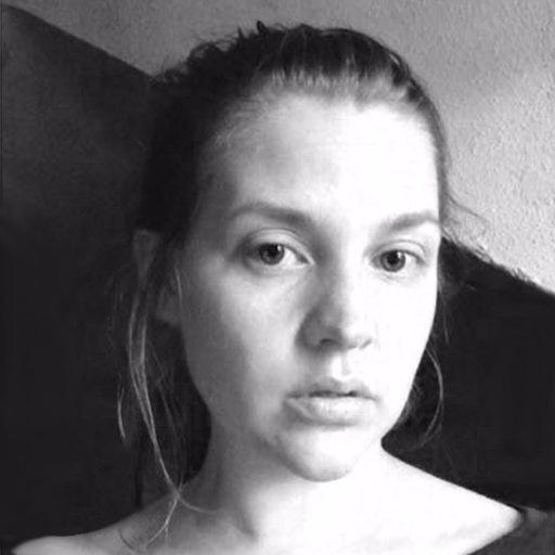 Jade Blair – Medium