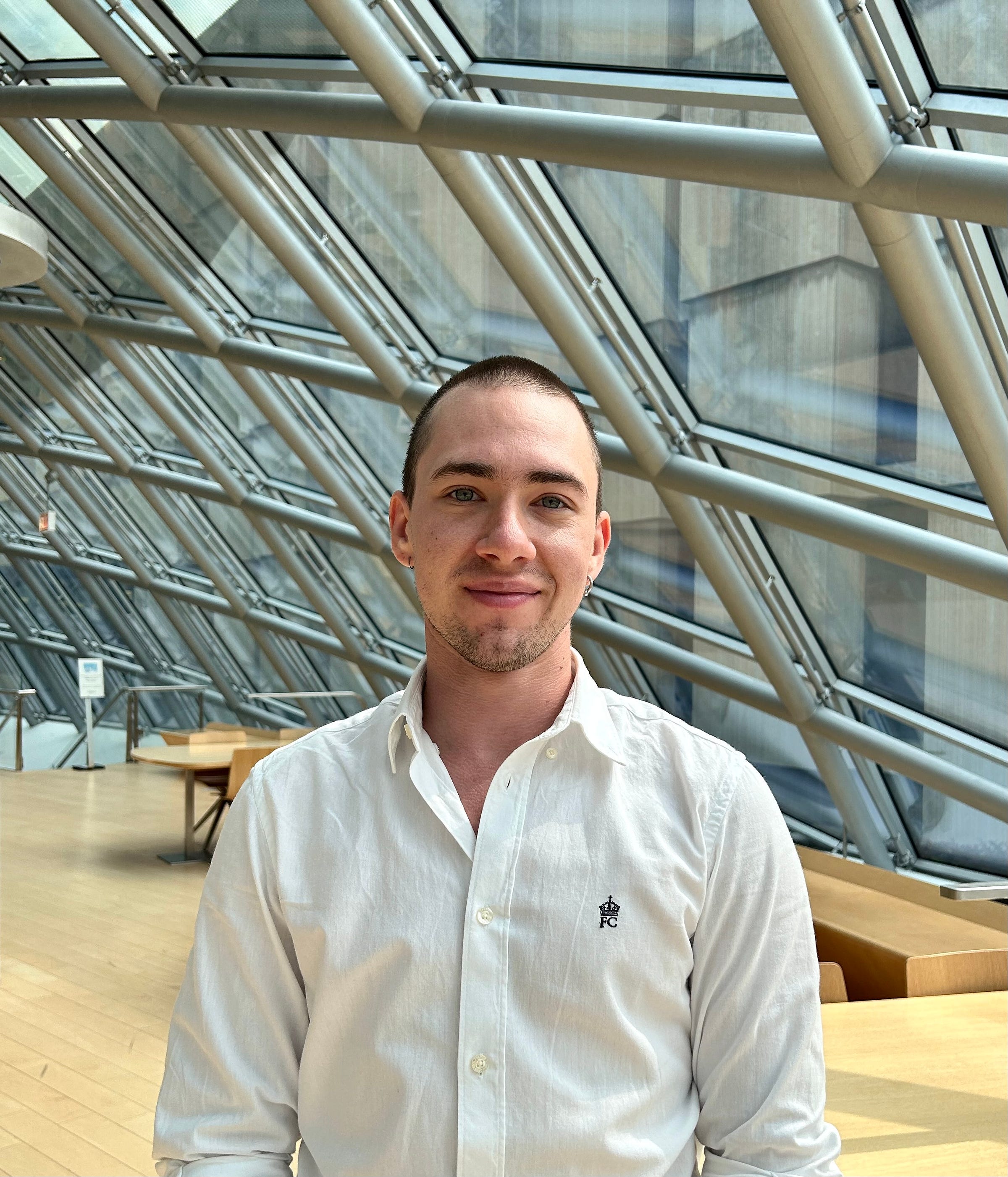 Ellis Martin – Medium