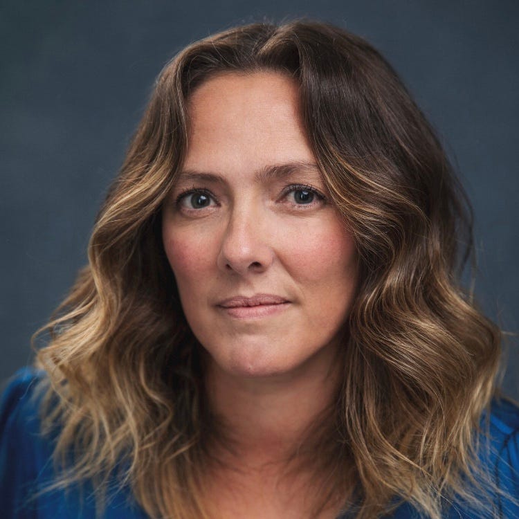 Noemi M. F. – Medium