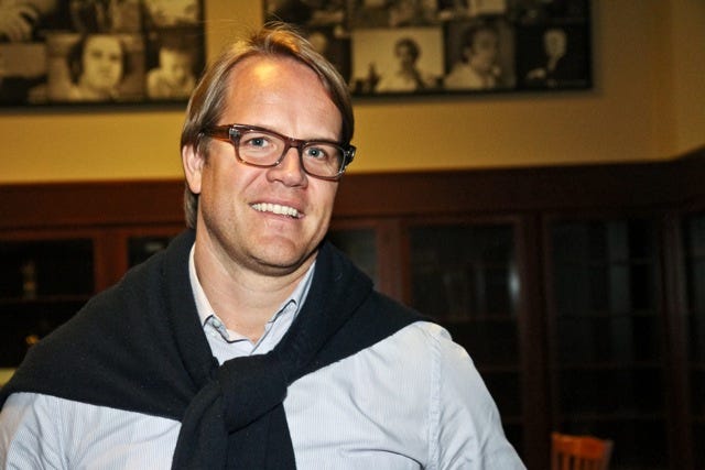 Carl Freer – Medium