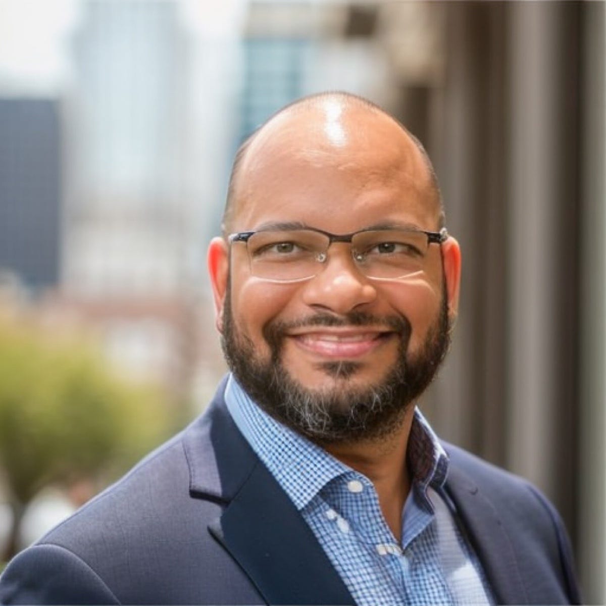 Dr. Jerry Don Smith Jr. – Medium