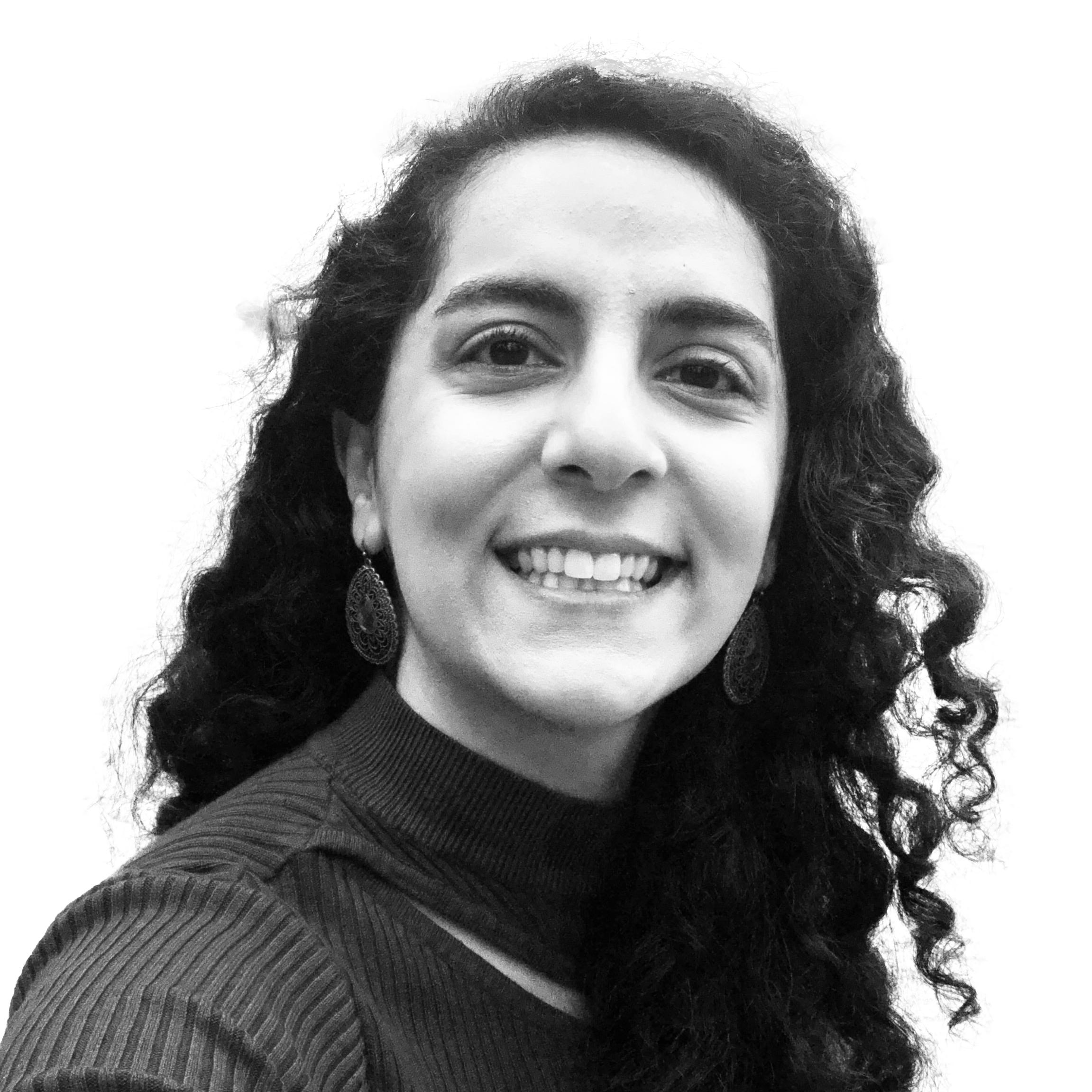 Shima Ghaheri – Medium
