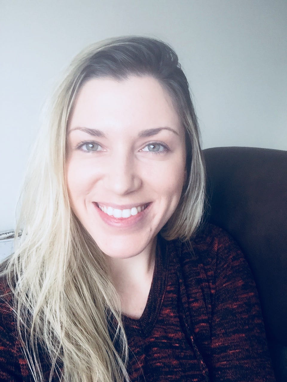 Coryn Tsur – Medium