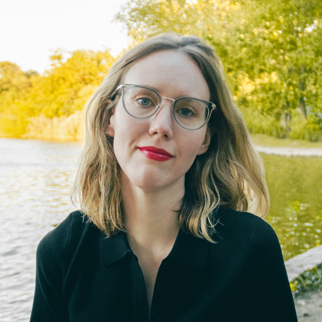 Ysabel Yates – Medium