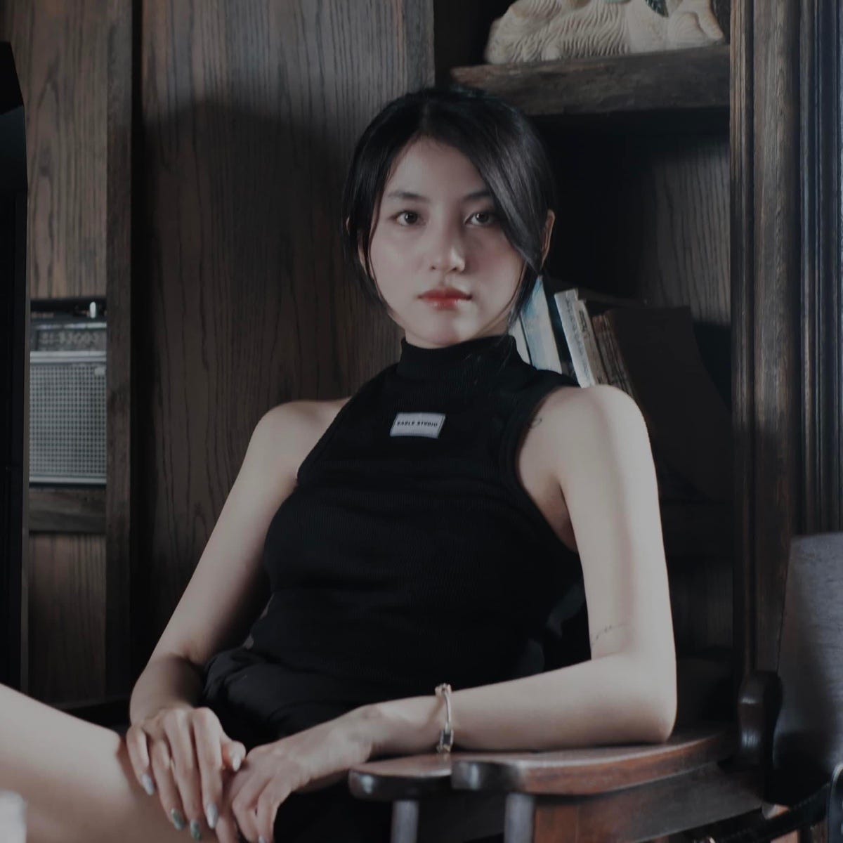 Tila Thanh – Medium