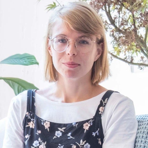 Bronwen Rees – Medium