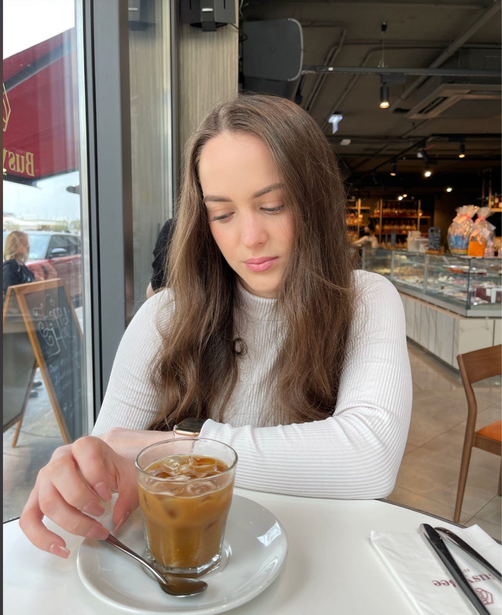 Greta Pappa – Medium