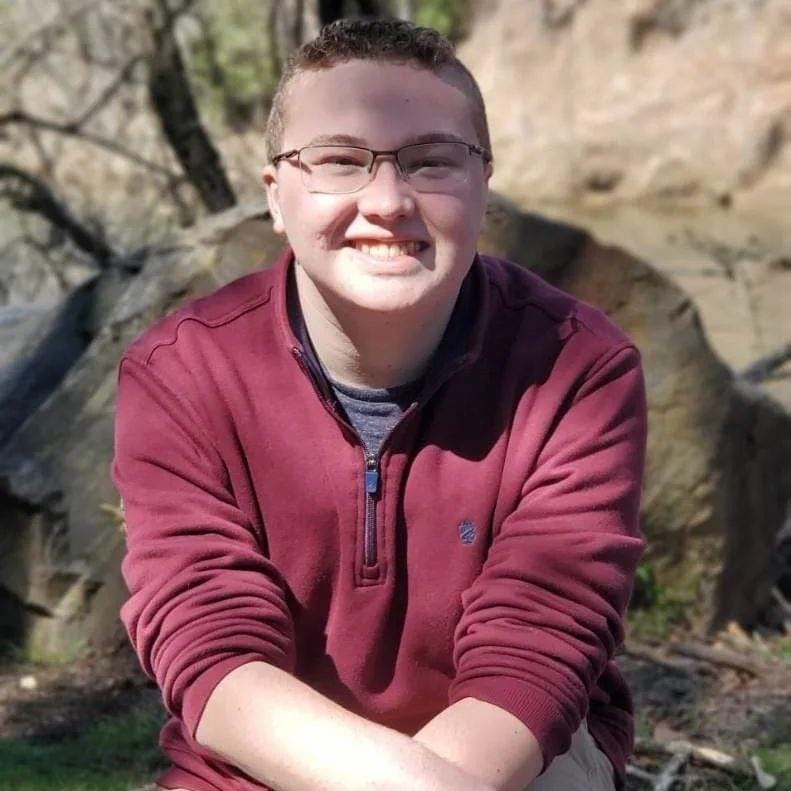 Hayden Chamberlain – Medium
